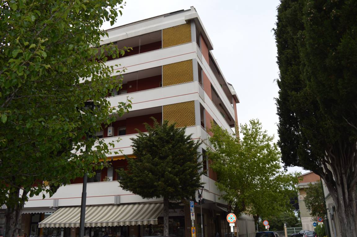 Appartamento Vacanza ∙ 2 Camere Da Letto ∙ 4 Ospiti - Pineto