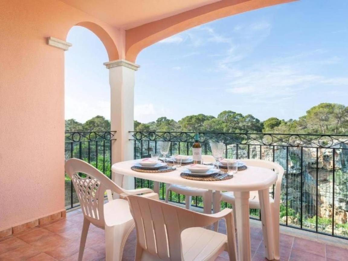 85 M² Apartamento ∙ 2 Habitaciones ∙ 4 Huéspedes - Cala Pi