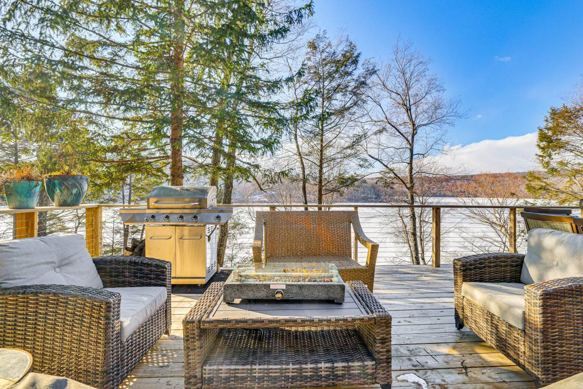 102 M² Cottage ∙ 3 Bedrooms ∙ 8 Guests - Lake Wallenpaupack, Tafton