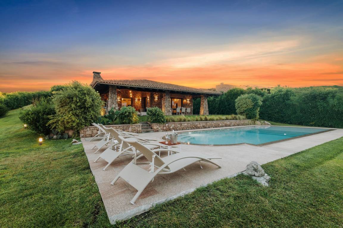Villa ∙ 3 Habitaciones ∙ 6 Huéspedes - Santa Teresa Gallura