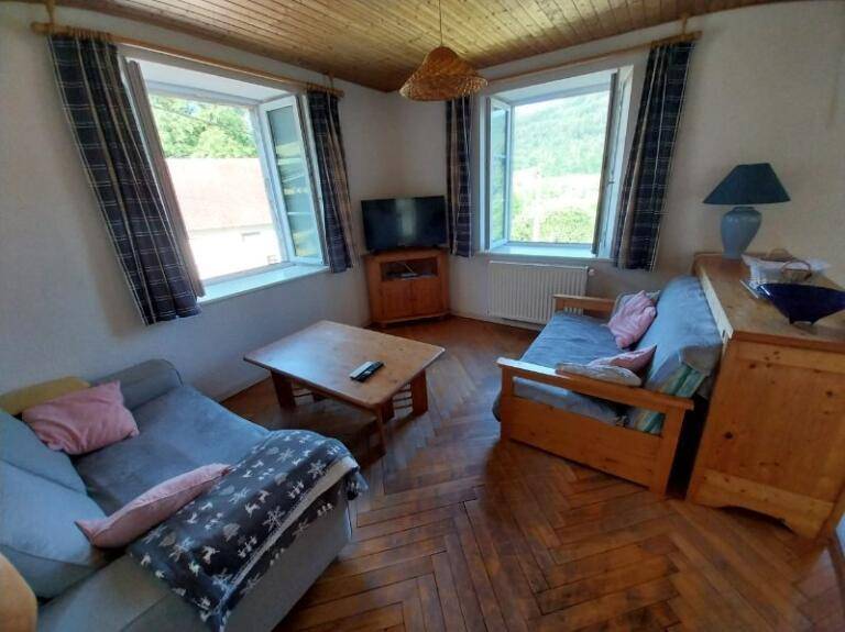 80 M² Gîte ∙ 3 Chambres ∙ 6 Personnes - Doubs