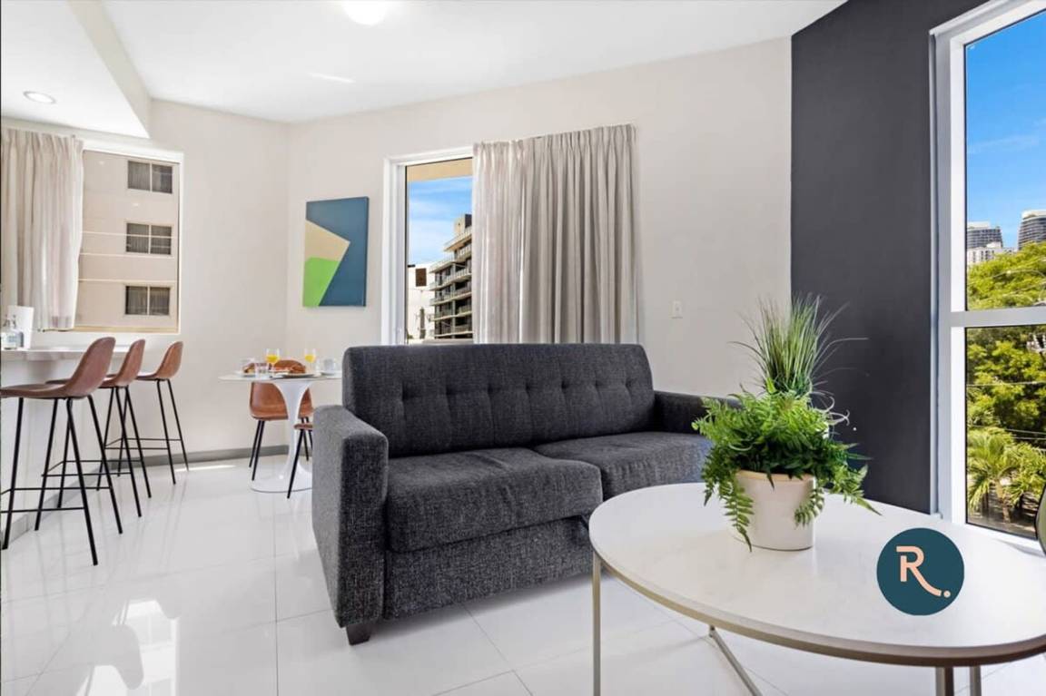 Apartamento ∙ 1 Quarto ∙ 6 Hóspedes - Miami, FL