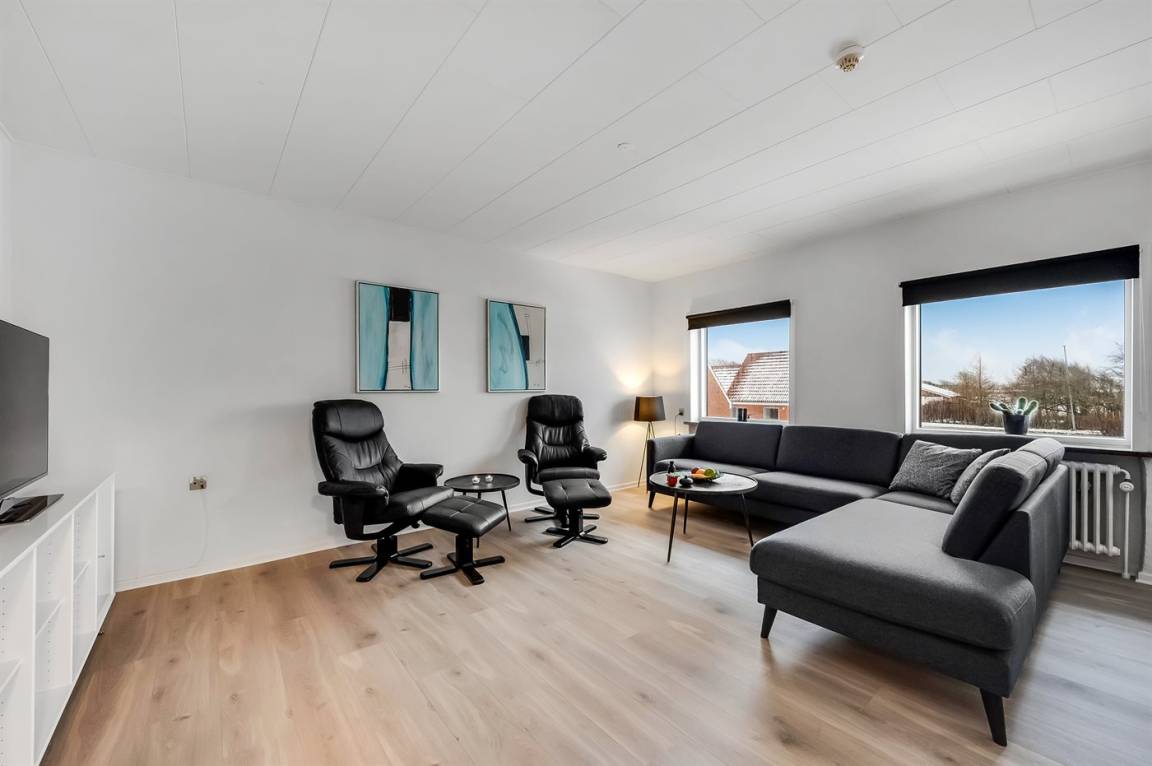 65 M² Lägenhet ∙ 4 Sovrum ∙ 6 Gäster - Husby