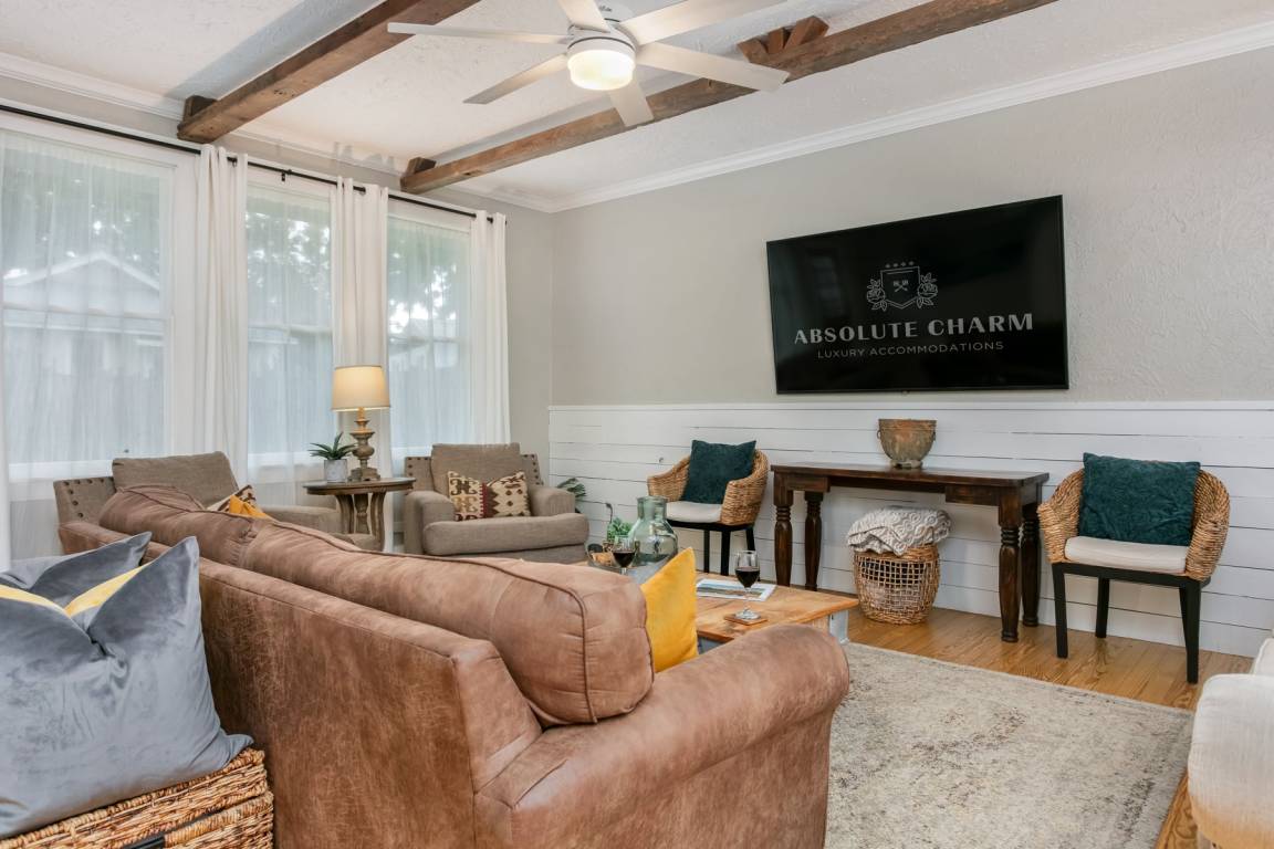 189 M² House ∙ 3 Bedrooms ∙ 10 Guests - Fredericksburg