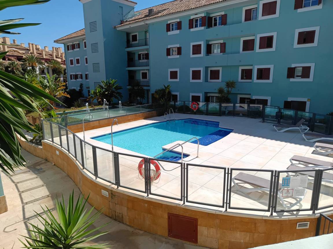 160 M² Apartamento ∙ 3 Quartos ∙ 6 Hóspedes - Sotogrande