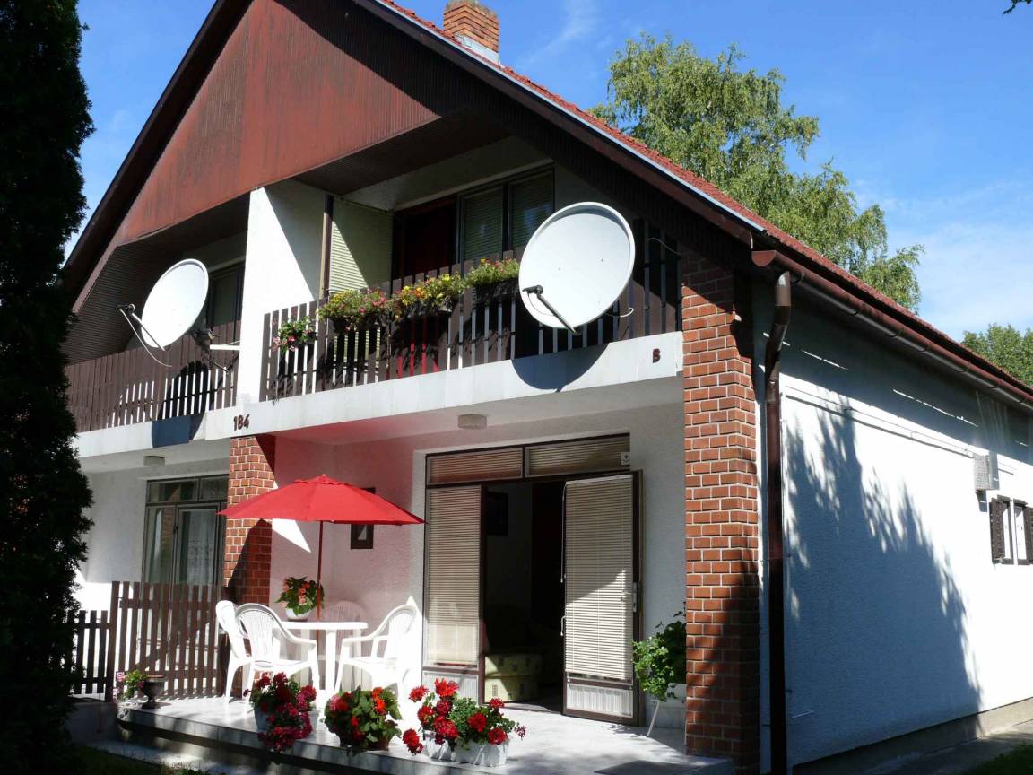 70 M² Maison De Vacances ∙ 3 Chambres ∙ 6 Personnes - Balatonmáriafürdő