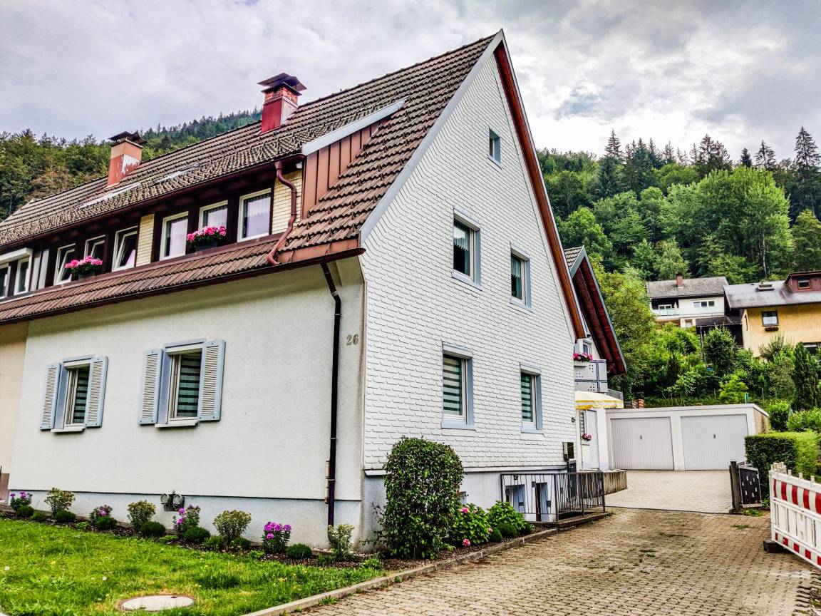 95 M² Ferienwohnung ∙ 2 Schlafzimmer ∙ 6 Gäste - Todtnauberg