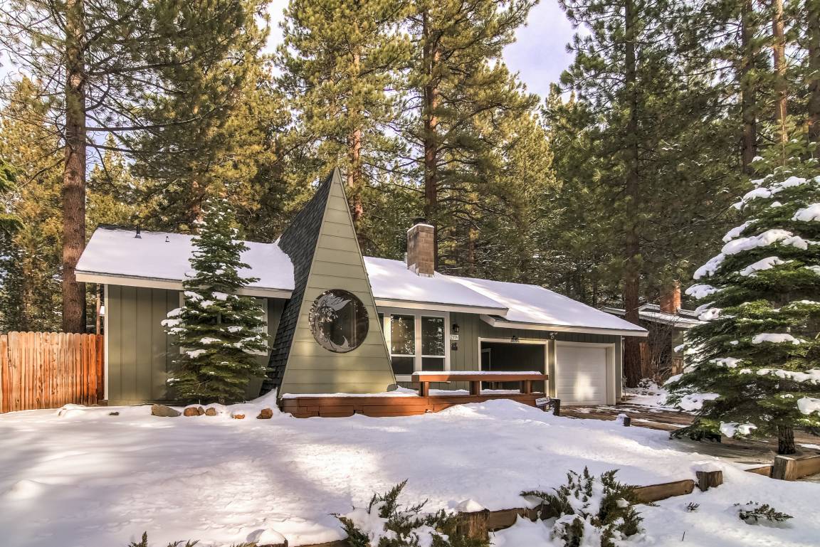 114 M² House ∙ 2 Bedrooms ∙ 4 Guests - South Lake Tahoe, CA