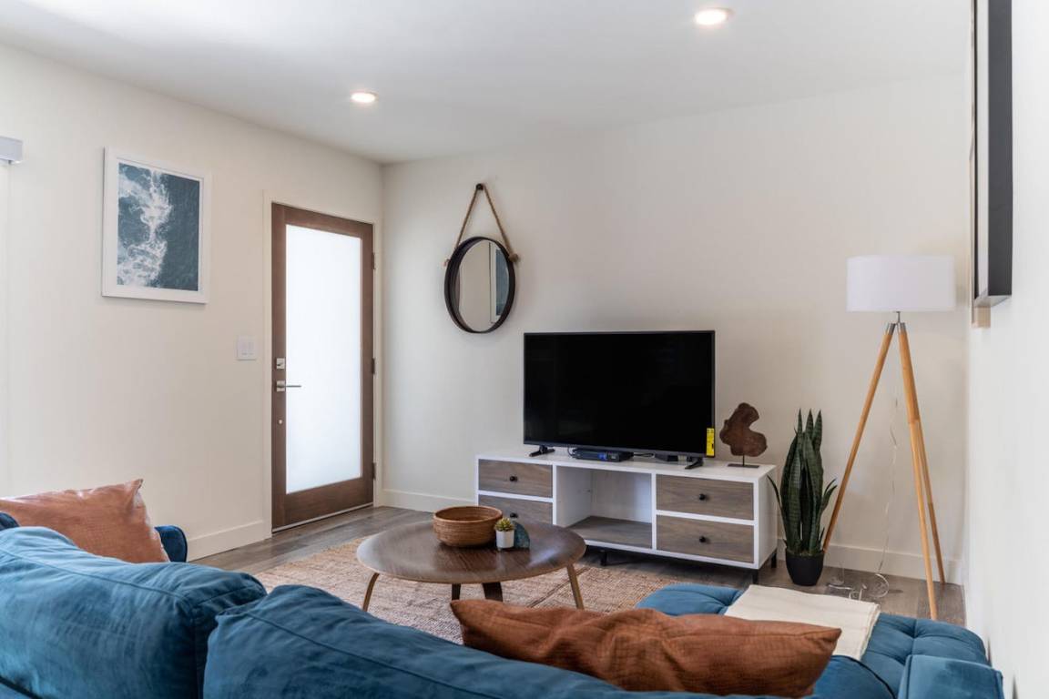 84 M² Apartment ∙ 2 Bedrooms ∙ 4 Guests - Torrance, CA
