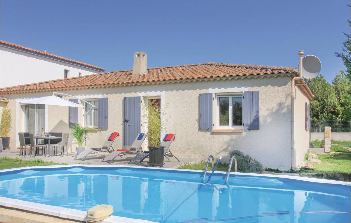 113 M² Maison De Vacances ∙ 3 Chambres ∙ 8 Personnes - Miramas