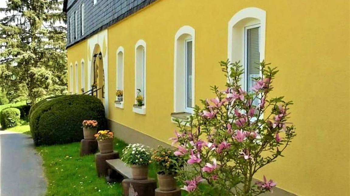 45 M² Ferienwohnung ∙ 3 Gäste - Saalburg-Ebersdorf