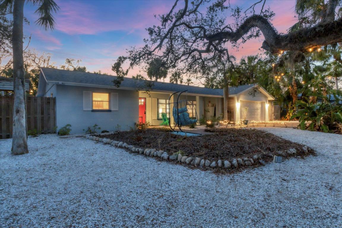 177 M² House ∙ 2 Bedrooms ∙ 10 Guests - Siesta Key, FL