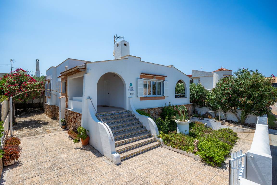 99 M² House ∙ 3 Bedrooms ∙ 6 Guests - Artà