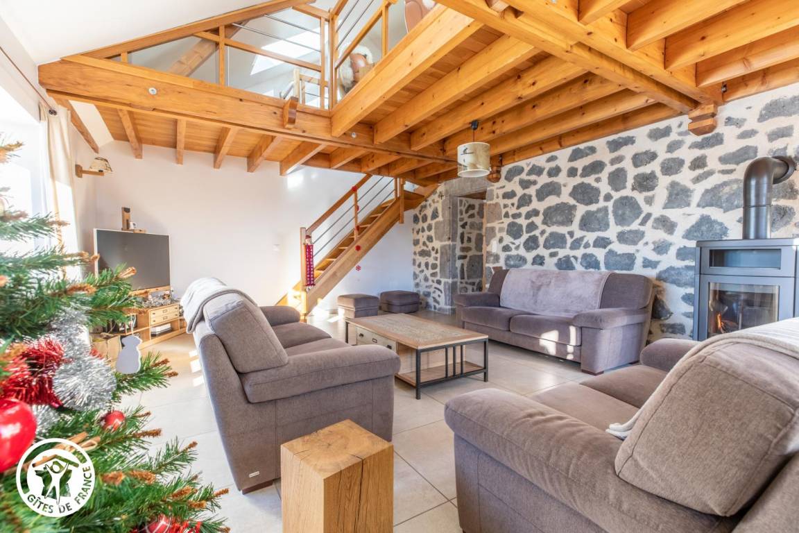184 M² Gîte ∙ 4 Chambres ∙ 11 Personnes - Super-Besse