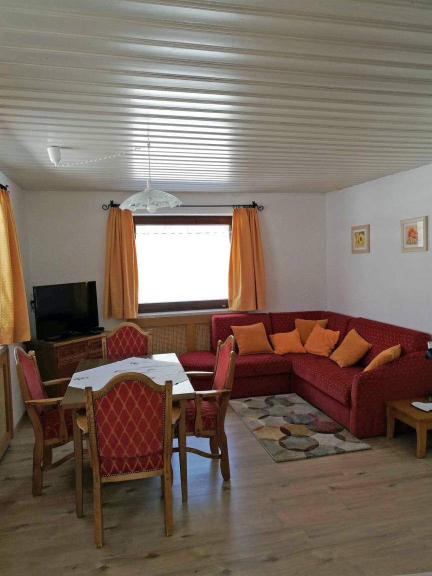 50 M² Ferienwohnung ∙ 2 Schlafzimmer ∙ 4 Gäste - Pertisau