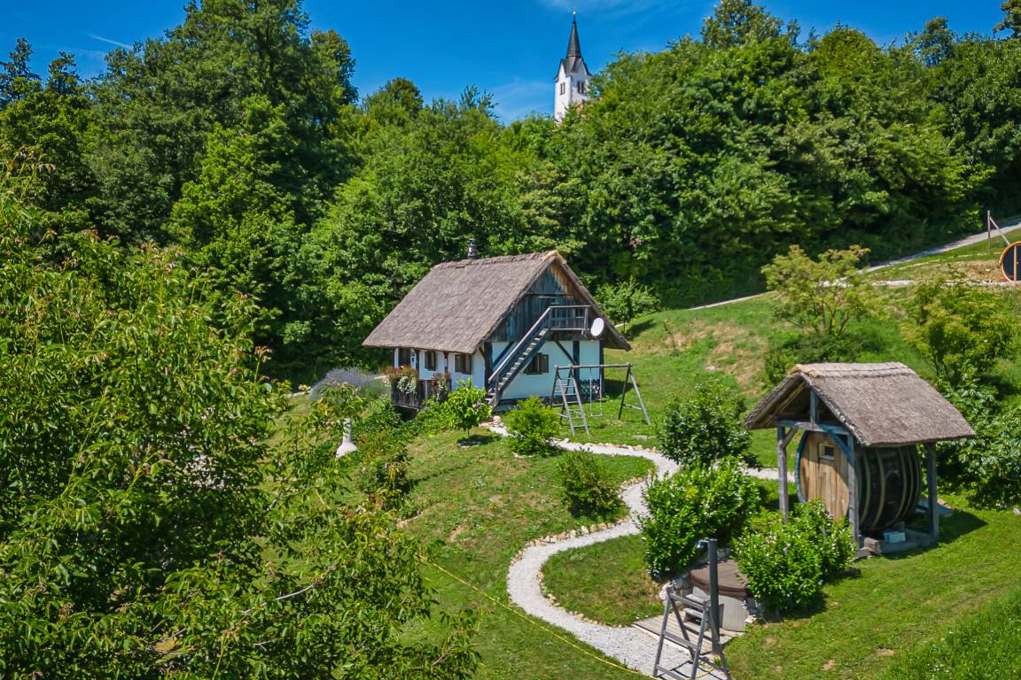 40 M² House ∙ 1 Bedroom ∙ 4 Guests - Novo Mesto