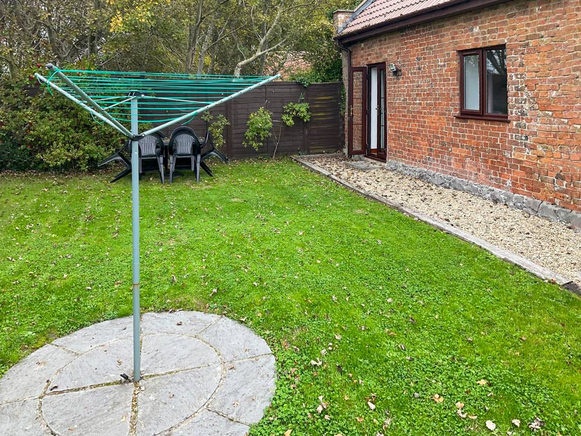 Cottage ∙ 3 Bedrooms ∙ 6 Guests - Weston-super-Mare