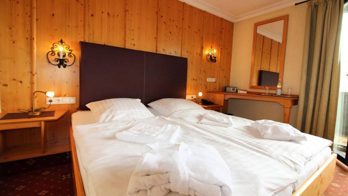 Hotel ∙ 2 Guests - Spiegelau