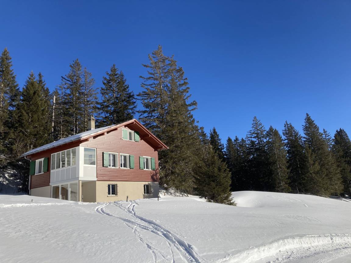 120 M² Ferienhaus ∙ 3 Schlafzimmer ∙ 6 Gäste - Stans
