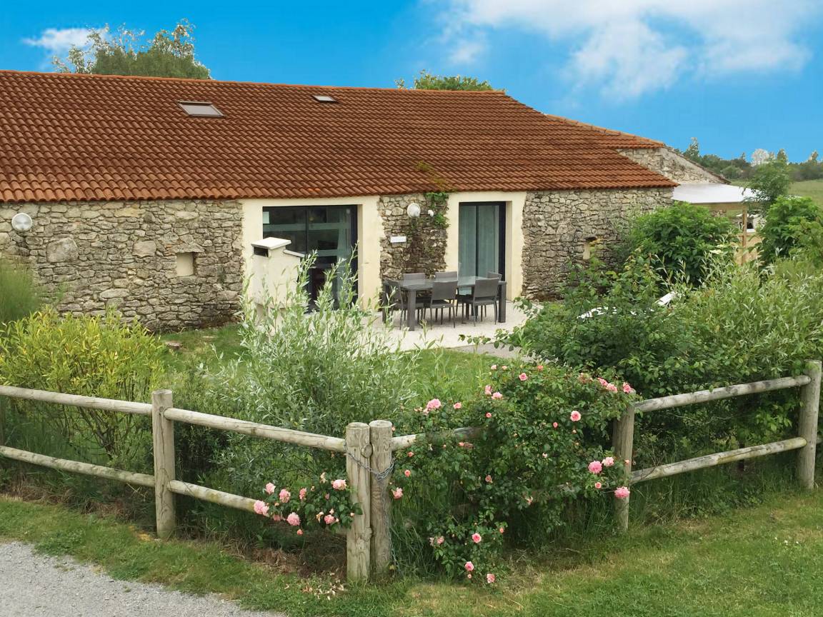73 M² Cottage ∙ 2 Bedrooms ∙ 5 Guests - Vendée