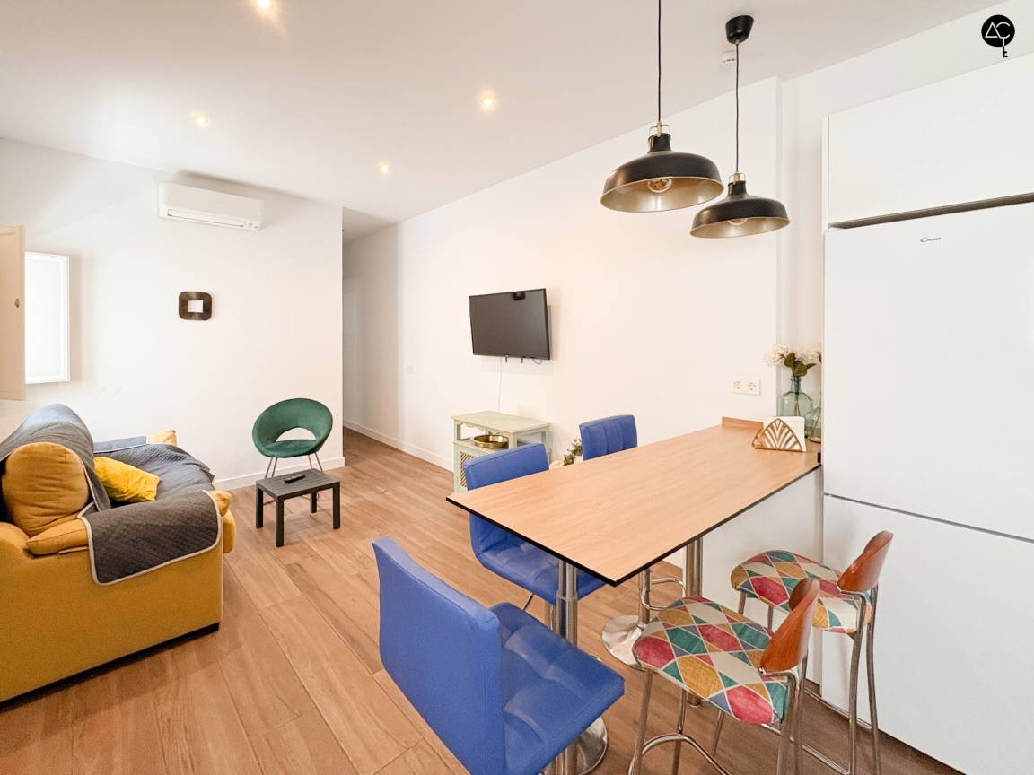 65 M² Apartment ∙ 2 Bedrooms ∙ 4 Guests - Cádiz