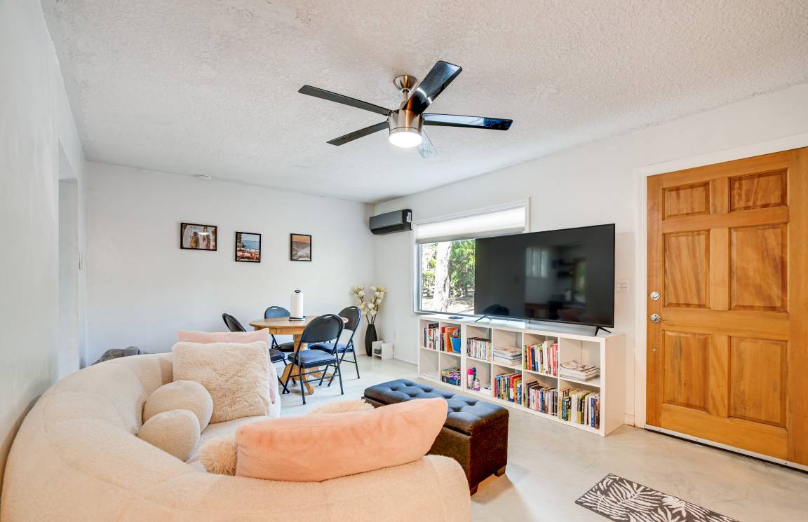111 M² House ∙ 3 Bedrooms ∙ 6 Guests - Gainesville, FL