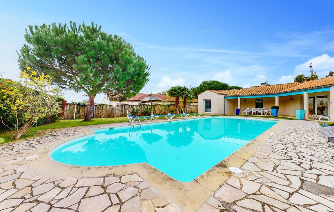 210 M² Maison De Vacances ∙ 4 Chambres ∙ 8 Personnes - Meschers-sur-Gironde