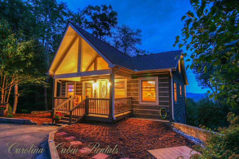 192 M² Cabin ∙ 2 Bedrooms ∙ 8 Guests - Boone, NC