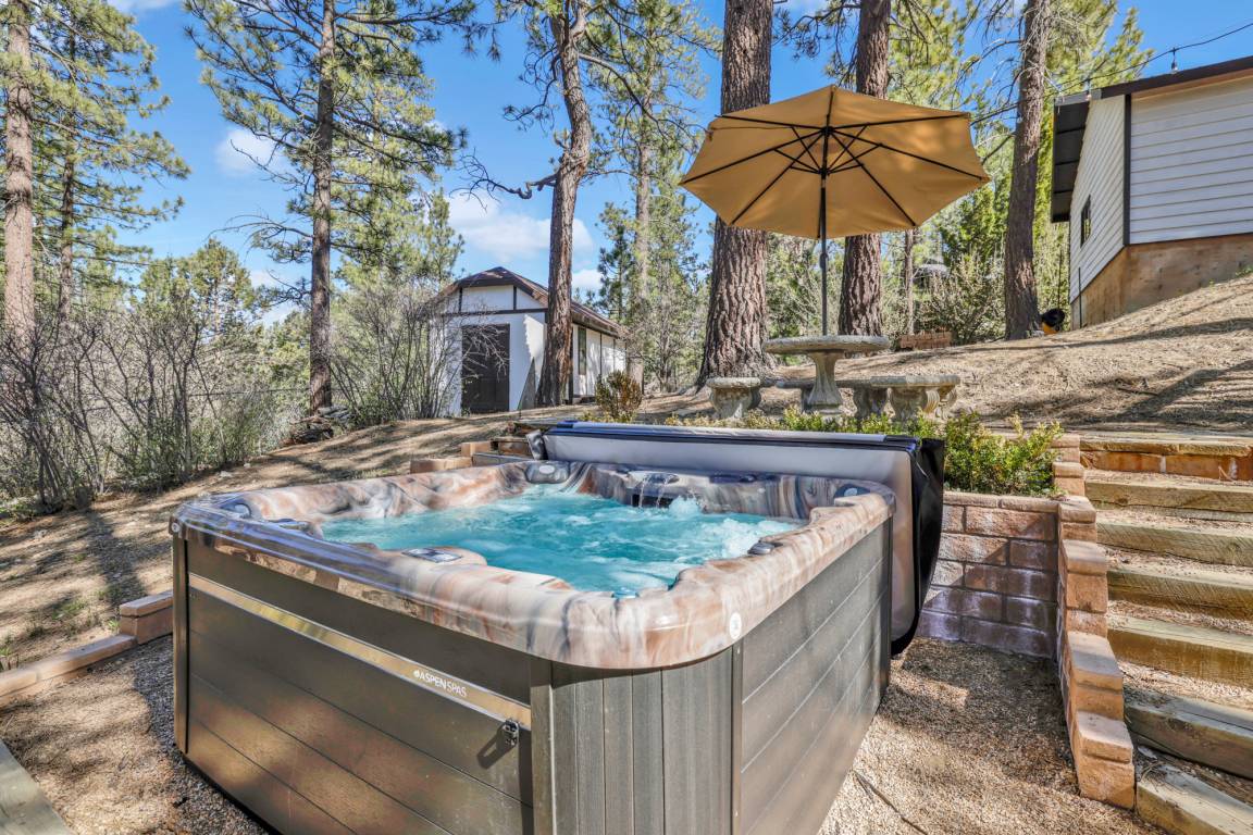 291 M² Cabin ∙ 5 Bedrooms ∙ 16 Guests - California