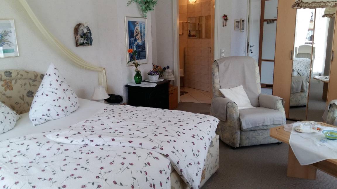 42 M² Ferienwohnung ∙ 1 Schlafzimmer ∙ 2 Gäste - Schneverdingen