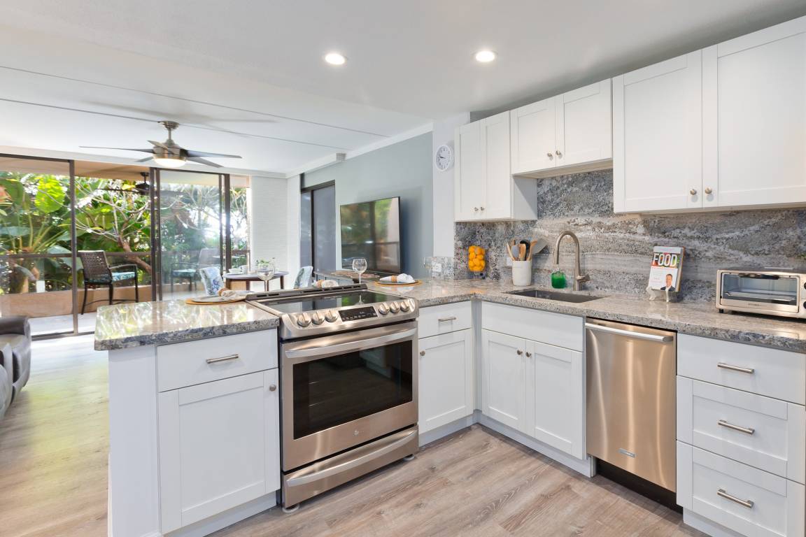 Condo ∙ 1 Bedroom ∙ 4 Guests - Kailua-Kona, HI