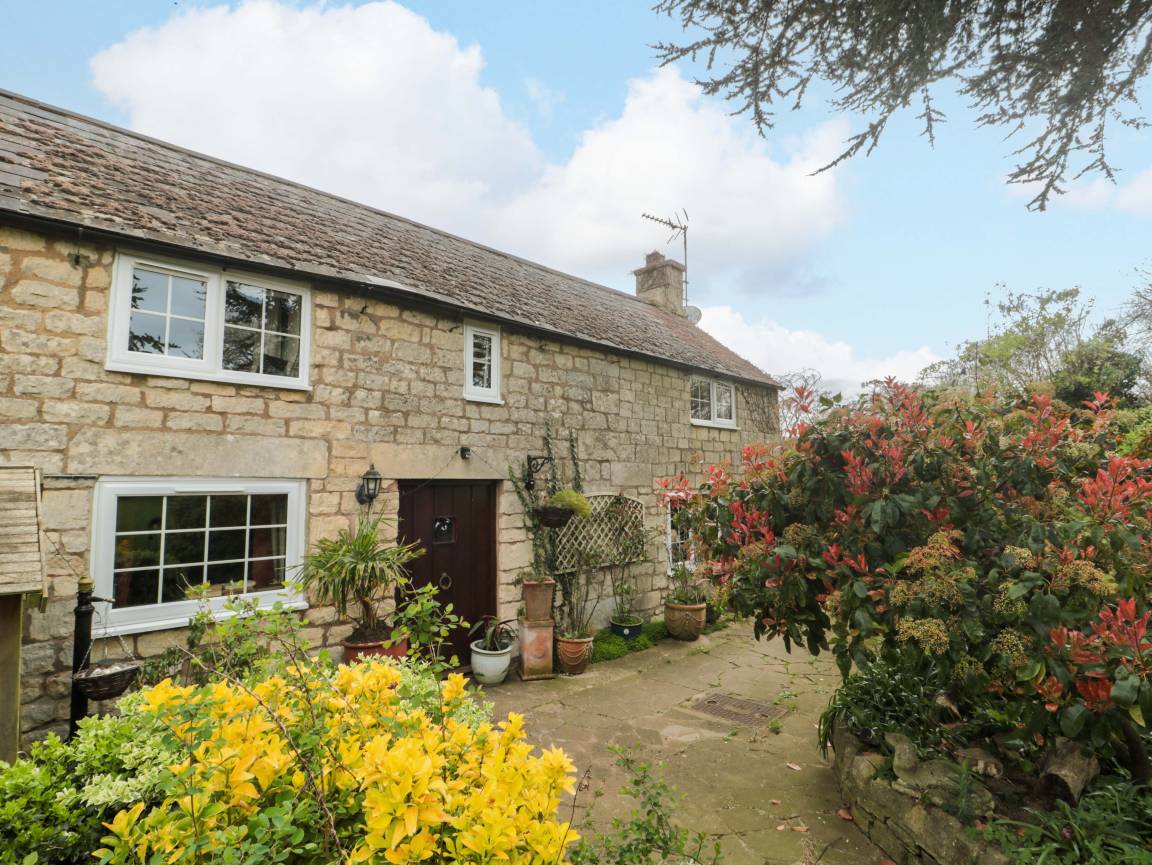 Cottage ∙ 1 Bedroom ∙ 3 Guests - Stroud, UK