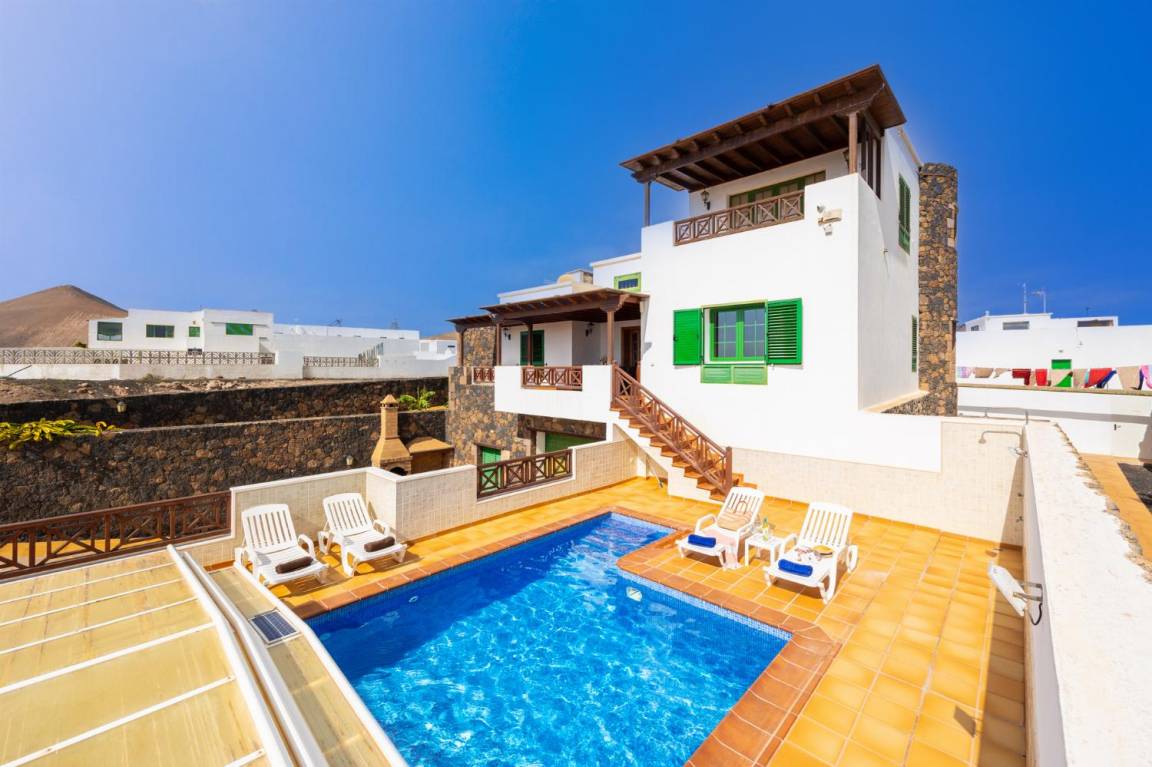 200 M² Villa ∙ 4 Chambres ∙ 9 Personnes - Puerto del Carmen