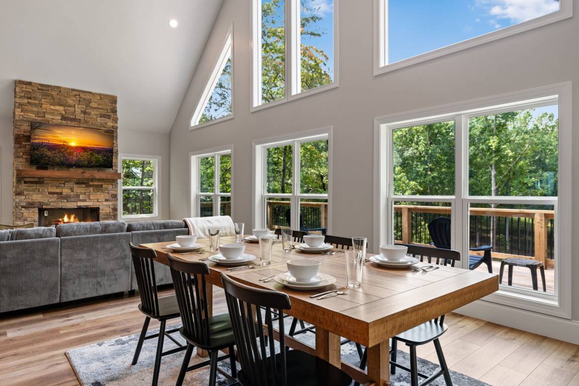 House ∙ 4 Bedrooms ∙ 8 Guests - Nottely Lake, GA