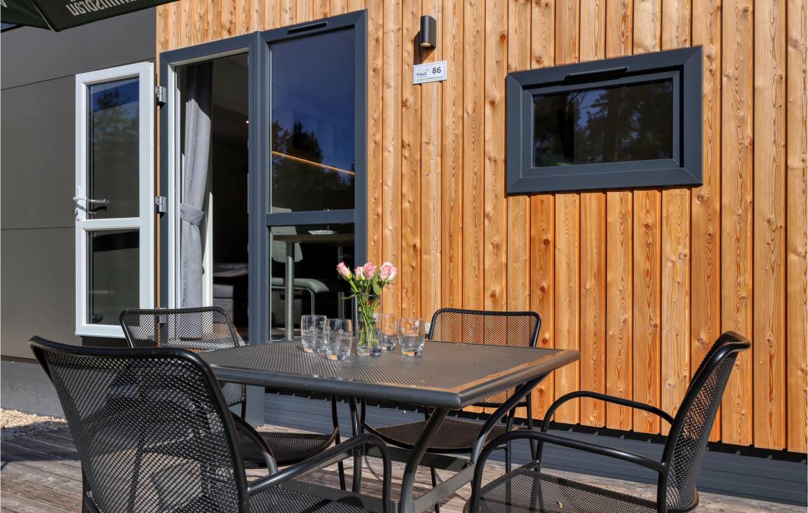 25 M² Huis ∙ 1 Slaapkamer ∙ 2 Gasten - Roth