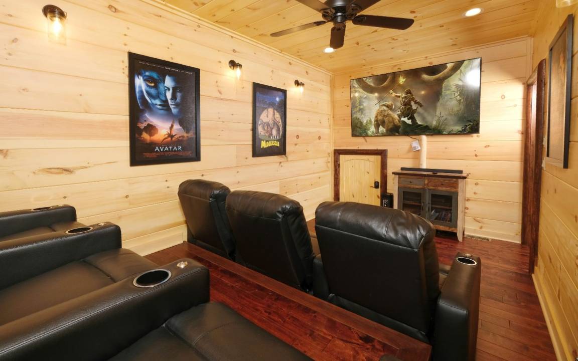214 M² Cabin ∙ 3 Bedrooms ∙ 10 Guests - Gatlinburg, TN