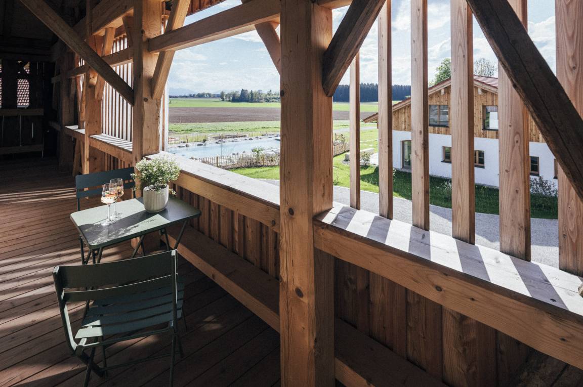 65 M² Ferienwohnung ∙ 2 Schlafzimmer ∙ 5 Gäste - Chiemsee