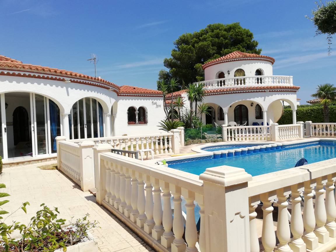 220 M² Villa ∙ 4 Schlafzimmer ∙ 10 Gäste - Miami Platja