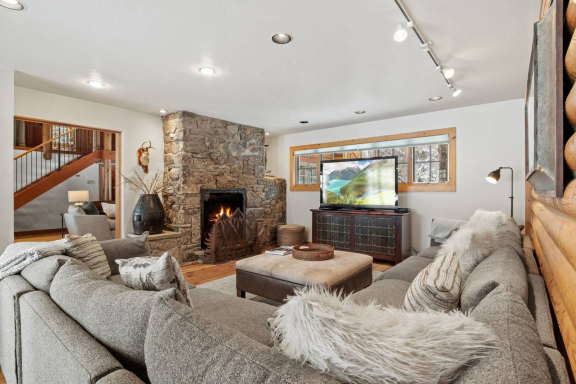 308 M² House ∙ 5 Bedrooms ∙ 12 Guests - Wyoming