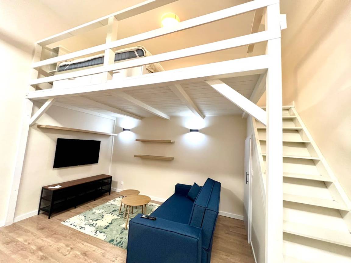 60 M² Apartment ∙ 2 Bedrooms ∙ 2 Guests - Budapest