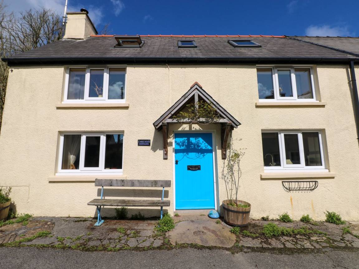 Cottage ∙ 2 Bedrooms ∙ 4 Guests - Narberth