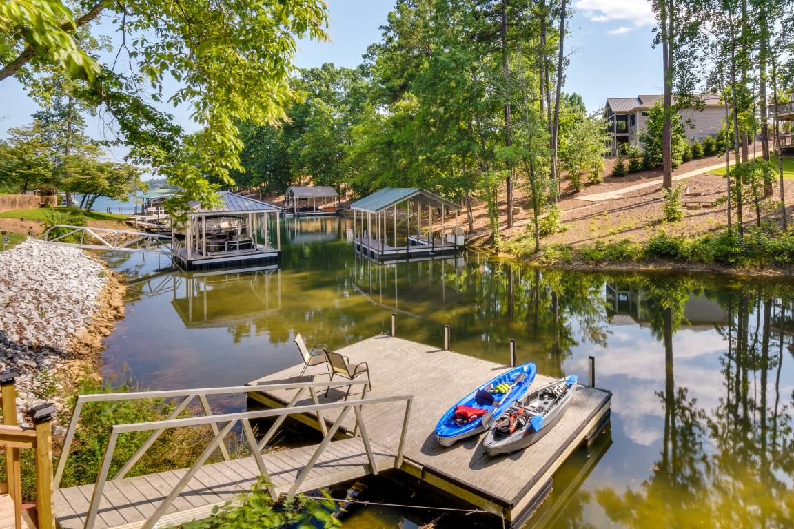 225 M² House ∙ 4 Bedrooms ∙ 12 Guests - Clemson, SC