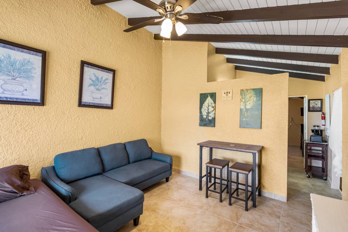 60 M² Condo ∙ 1 Bedroom ∙ 4 Guests - Kingshill
