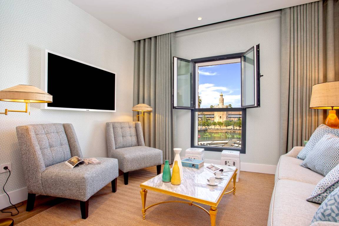 60 M² Apartment ∙ 2 Bedrooms ∙ 4 Guests - Seville