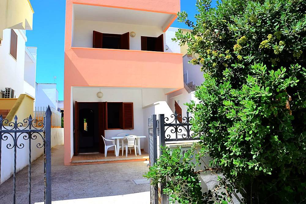 Casa ∙ 3 Habitaciones ∙ 6 Huéspedes - Ugento