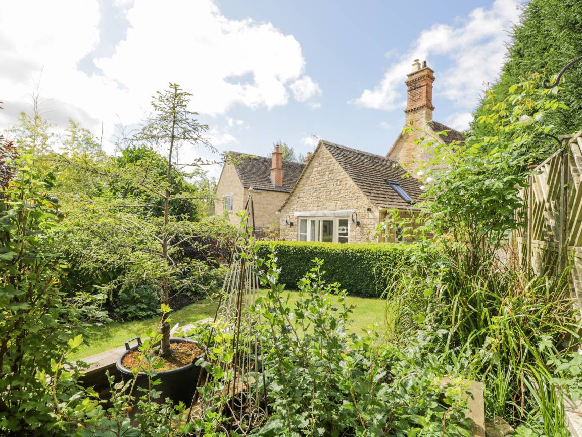 Cottage ∙ 2 Bedrooms ∙ 4 Guests - Bibury
