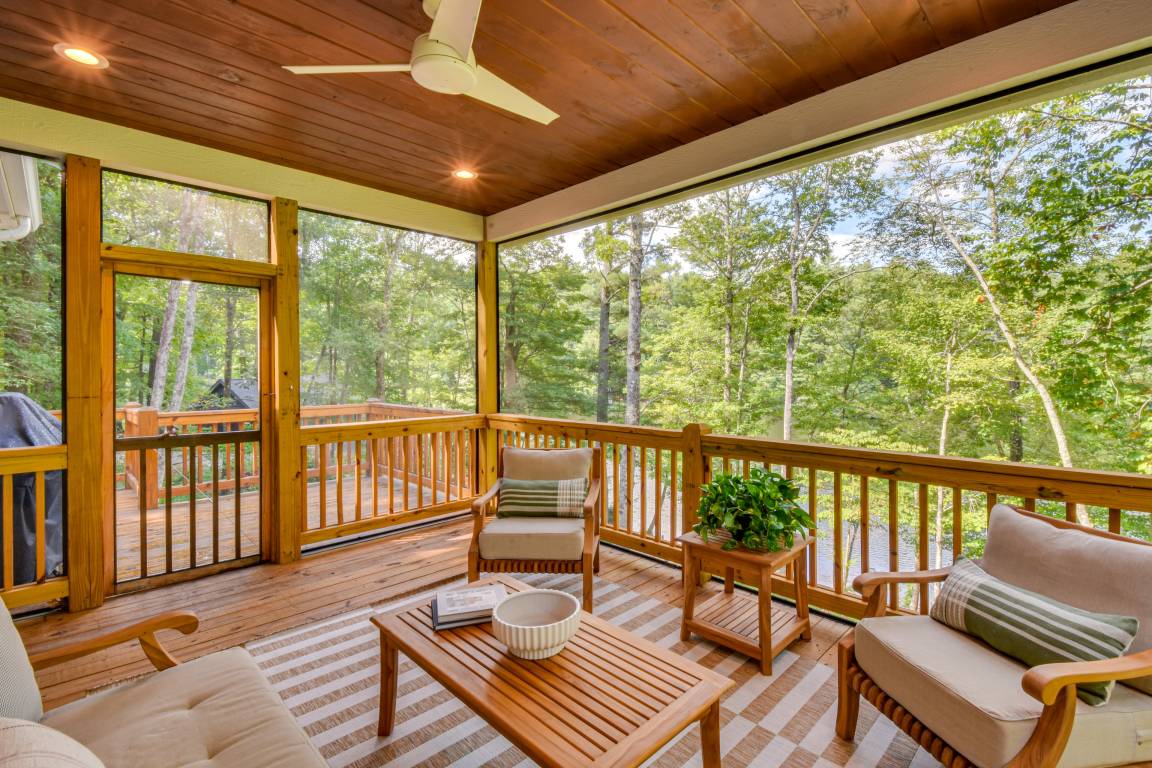 149 M² House ∙ 3 Bedrooms ∙ 8 Guests - Sapphire, NC