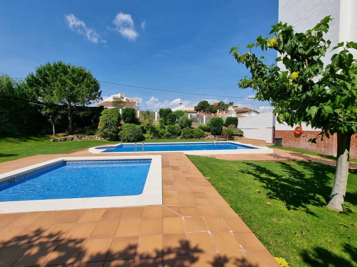 30 M² Apartamento ∙ 1 Habitación ∙ 4 Huéspedes - La Escala