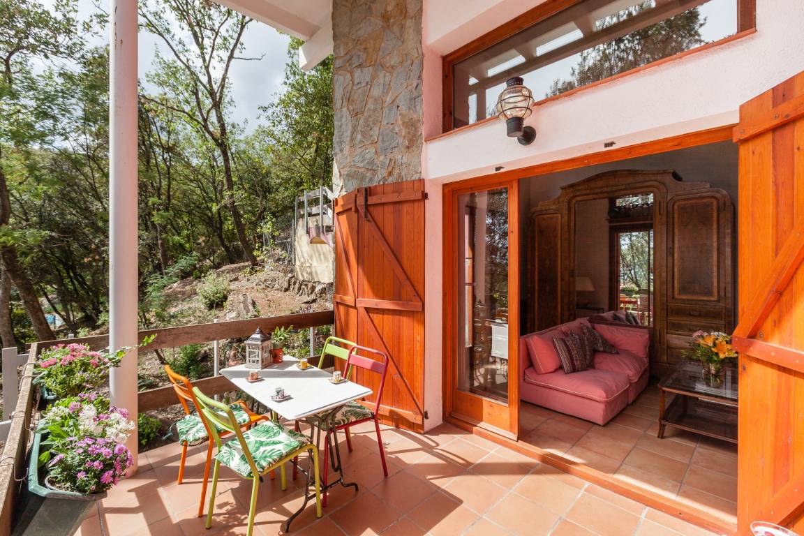 110 M² Albergue ∙ 2 Habitaciones ∙ 4 Huéspedes - Montseny