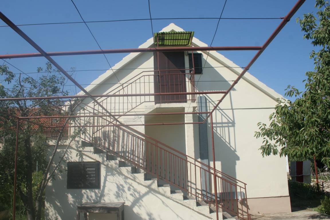 55 M² Ferienhaus ∙ 2 Schlafzimmer ∙ 4 Gäste - Vodice